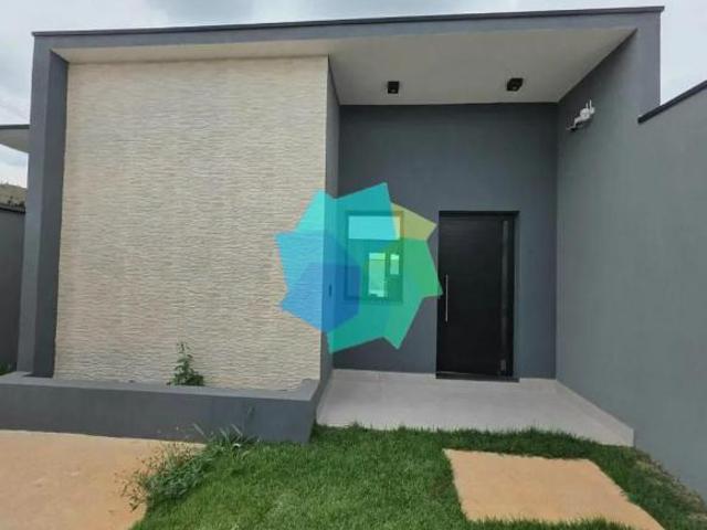 Casa com 2 dormitórios à venda, 70 m² por R$ 469.000 Jardim Ipes Salto/SP