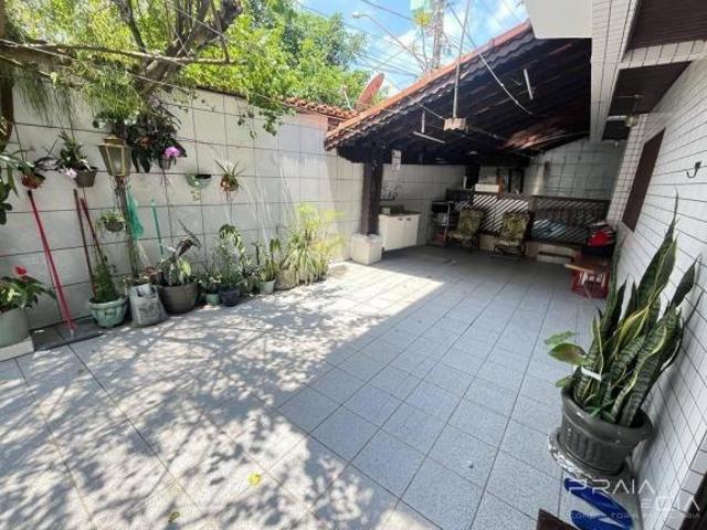 Casa com 2 dormitórios à venda, 70 m² por R$ 700.000,00 Canto do Forte Praia Grande/SP