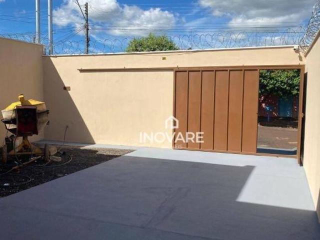 Casa com 2 dormitórios à venda, 70 m² por R$ 265.000 Setor São João Itumbiara/GO