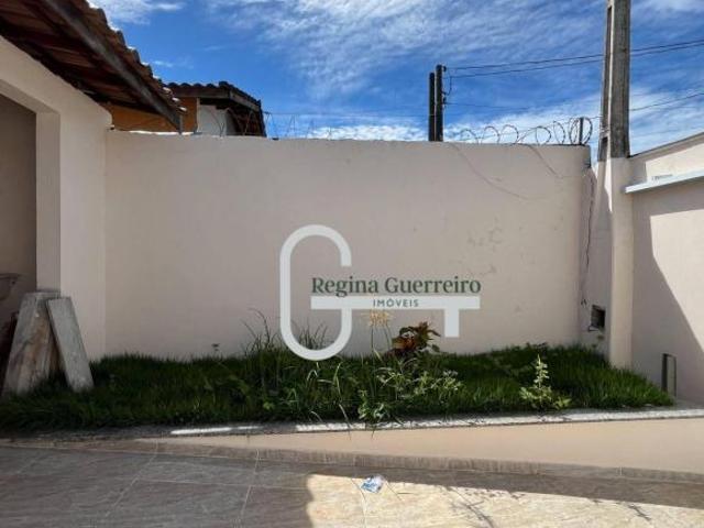 Casa com 2 dormitórios à venda, 70 m² por R$ 300.000,00 Estância São José Peruíbe/SP