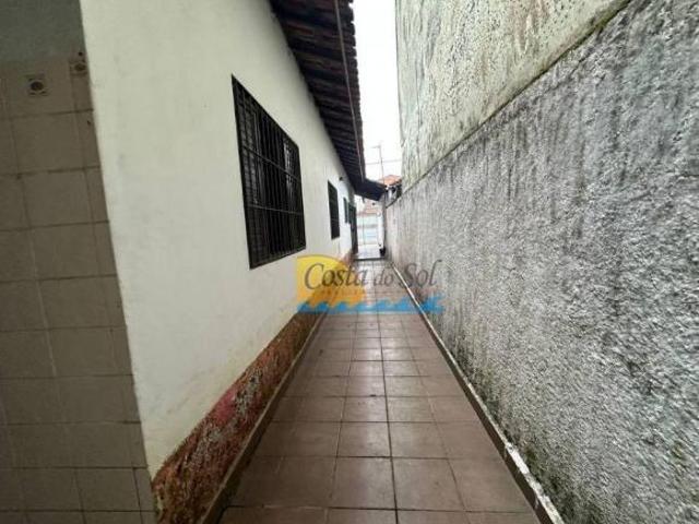 Casa com 2 dormitórios à venda, 70 m² por R$ 320.000,00 Maracanã Praia Grande/SP