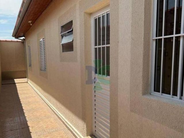 Casa com 2 dormitórios à venda, 70 m² por R$ 335.000,00 Parque Santo Antônio Jacareí/SP