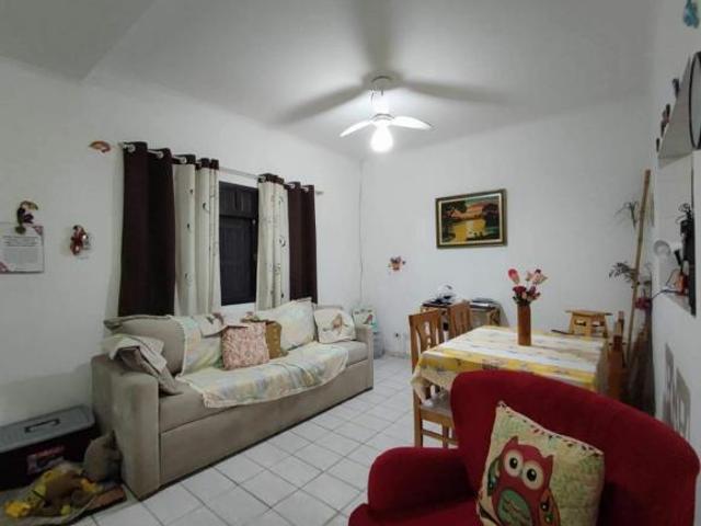 Casa à venda no Bairro Aviação Praia Grande/SP | 2 quartos, 2 salas, 1 vaga