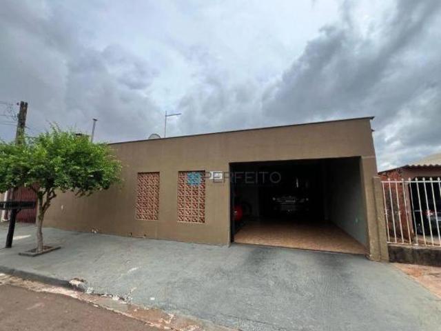 Casa com 2 dormitórios à venda, 73 m² por R$ 450.000,00 Jardim Pacaembu 2 Londrina/PR