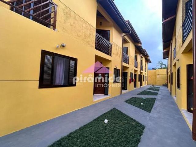 Casa com 2 dormitórios à venda, 75 m² por R$ 420.000,00 Maranduba Ubatuba/SP