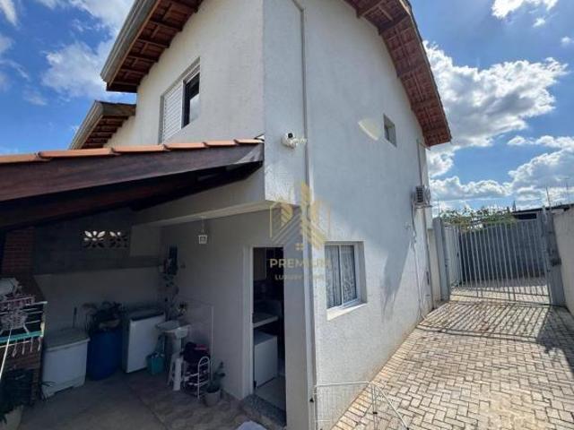 Casa com 2 dormitórios à venda, 75 m² por R$ 420.000,00 Jardim Santo Antônio Atibaia/SP