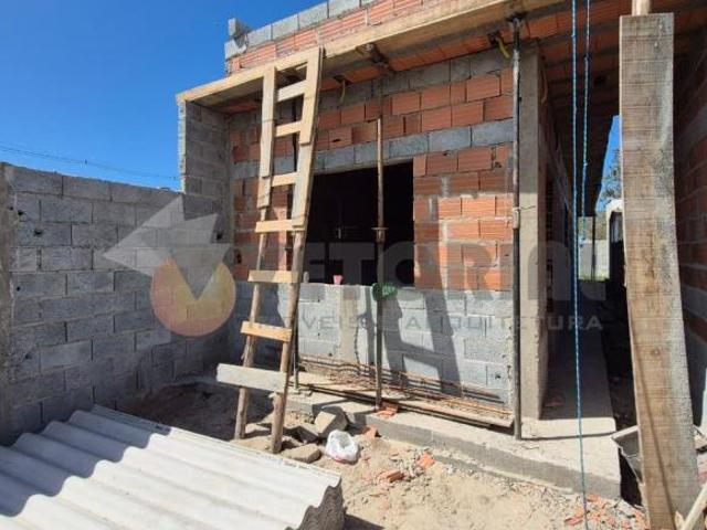 Casa com 2 dormitórios à venda, 75 m² por R$ 370.000,00 Balneário dos Golfinhos Caraguatatuba/SP