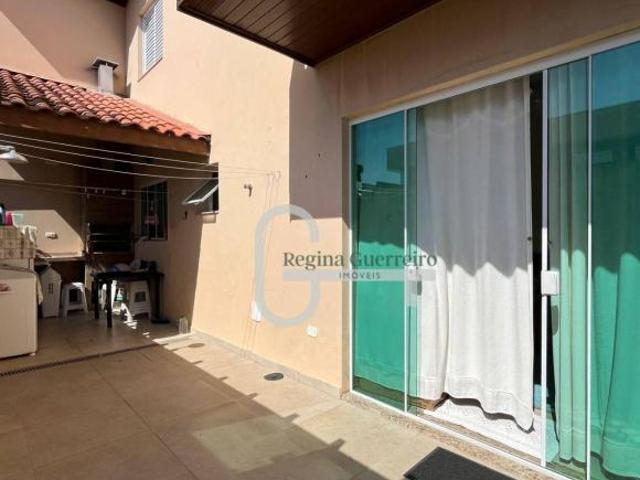Casa com 2 dormitórios à venda, 75 m² por R$ 375.000,00 Estância São José Peruíbe/SP