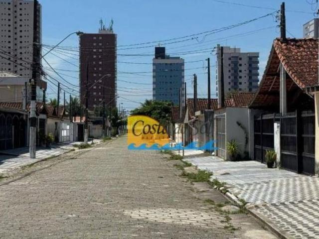 Casa com 2 dormitórios à venda, 76 m² por R$ 450.000,00 Maracanã Praia Grande/SP