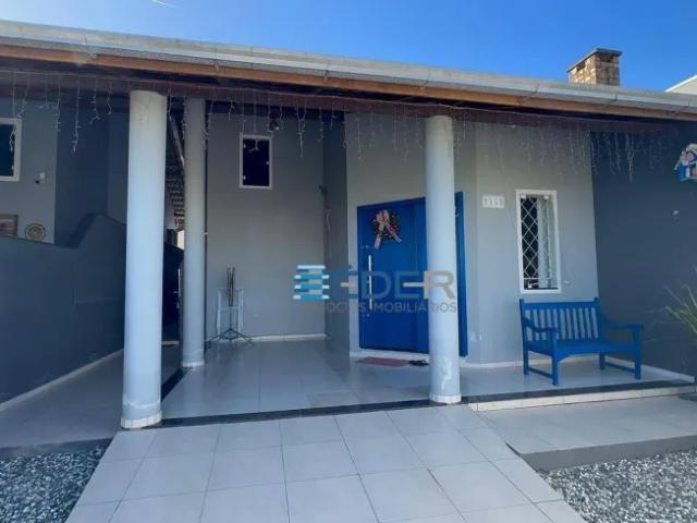 Casa com 2 dormitórios à venda, 76 m² por R$ 550.000,00 Centro Balneário Piçarras/SC