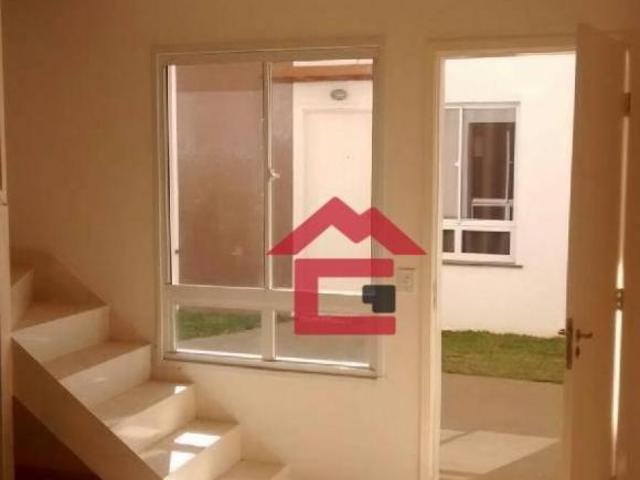 Casa com 2 dormitórios à venda, 76 m² por R$ 215.000,00 Água Espraiada Caucaia do Alto Cotia/S