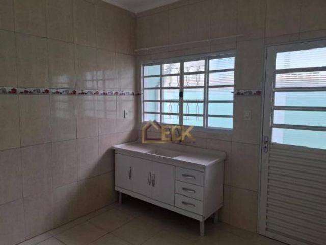 Casa com 2 dormitórios à venda, 78 m² por R$ 292.000 Village das Flores Caçapava/SP
