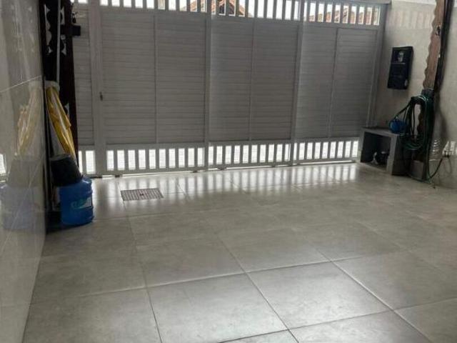 Casa com 2 dormitórios à venda, 80 m² por R$ 420.000,00 Maracanã Praia Grande/SP