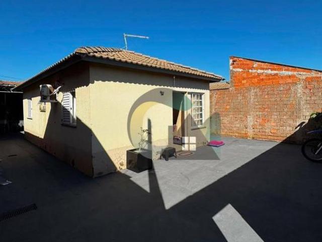 Casa com 2 dormitórios à venda, 80 m² por R$ 190.000 Vida Nova Barretos/SP