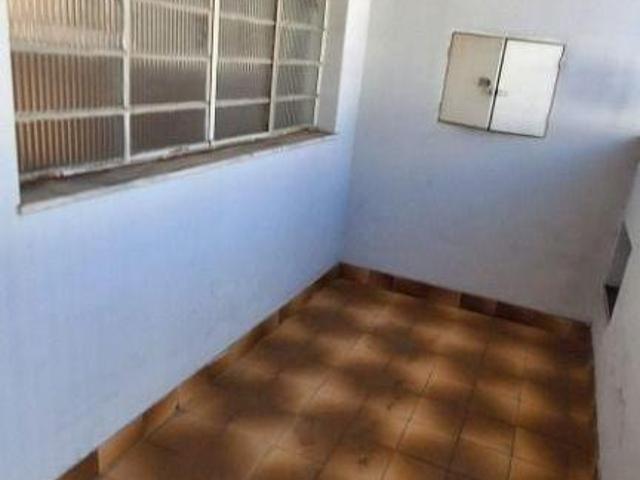 Casa com 2 dormitórios à venda, 80 m² por R$ 215.000 Centro Taubaté/SP