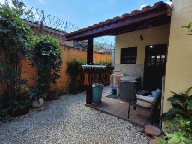 Casa com 2 dormitórios à venda, 80 m² Praia de Boiçucanga São Sebastião/SP