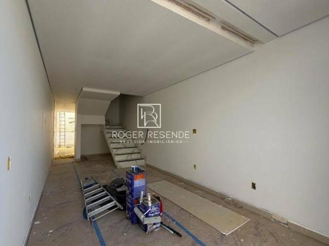 Casa com 2 dormitórios à venda, 83 m² por R$ 400.000,00 Niterói Betim/MG