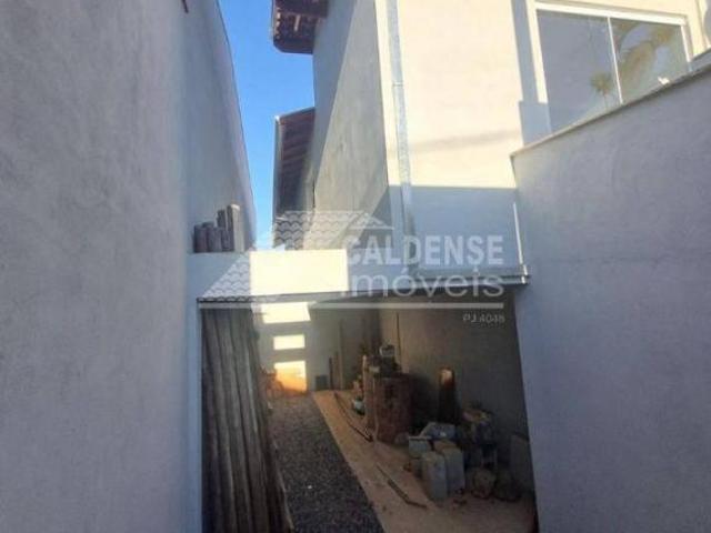Casa com 2 dormitórios à venda, 85 m² por R$ 320.000,00 Jardim Itamaraty III Poços de Caldas/MG