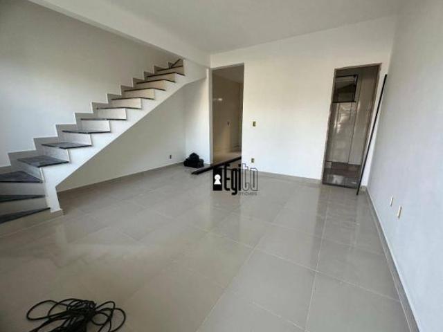 Casa com 2 dormitórios à venda, 86 m² por R$ 380.000,00 Francisco Bernardino Juiz de Fora/MG