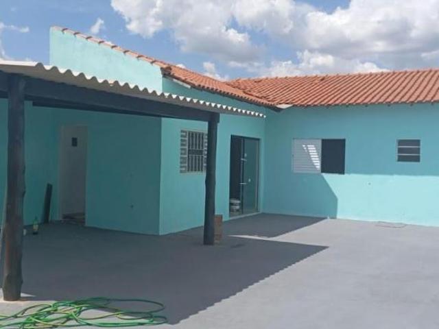 Casa com 2 dormitórios à venda, 90 m² por R$ 225.000,00 Área Rural de Macatuba Macatuba/SP