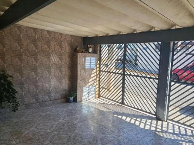 Casa com 2 dormitórios à venda, 94 m² por R$ 470.000 Vila Figueira Suzano/SP