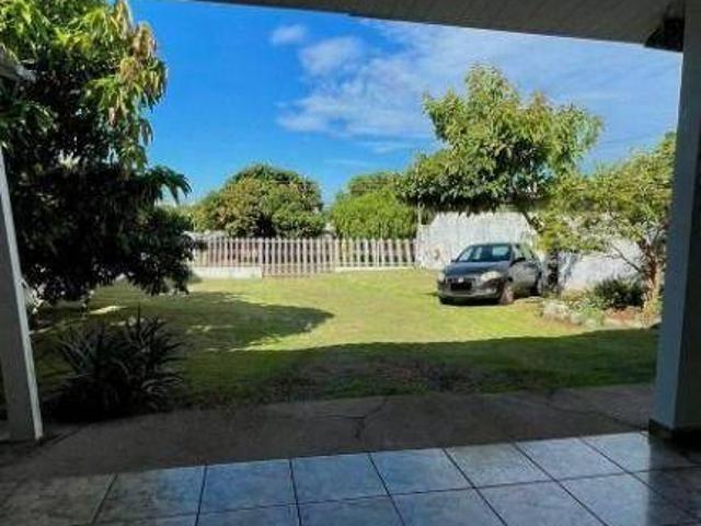 Casa com 2 dormitórios à venda, 94 m² por R$ 800.000,00 Country Cascavel/PR
