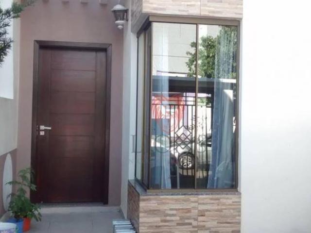 Casa com 2 dormitórios à venda, 95 m² por R$ 320.000,00 Vila Monte Carlo Cachoeirinha/RS