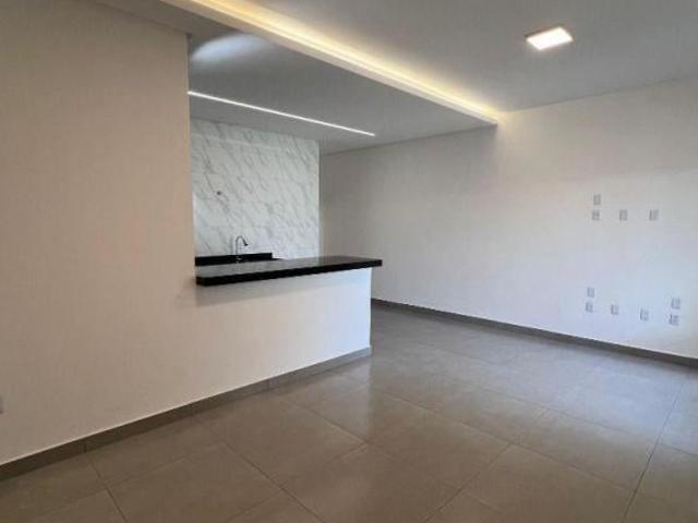 Casa com 2 dormitórios à venda, 96 m² por R$ 350.000,00 Vila Oliveira Aparecida de Goiânia/GO
