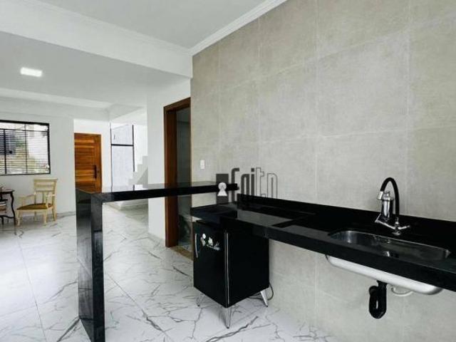 Casa com 2 dormitórios à venda, 97 m² por R$ 450.000,00 Nova Era Juiz de Fora/MG