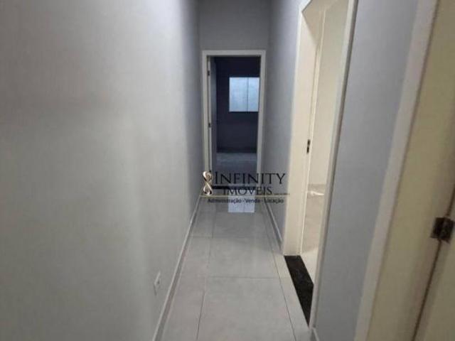 Casa com 2 dormitórios à venda, 97 m² por R$ 650.000,00 Villa Branca Jacareí/SP