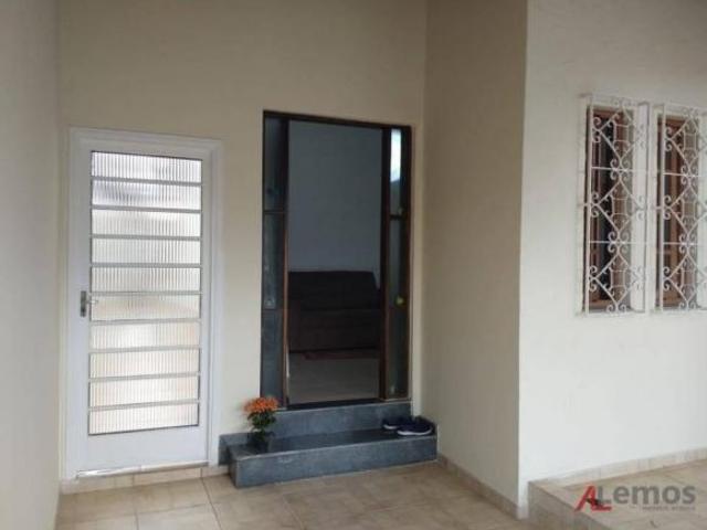 Casa com 2 dormitórios à venda de 84 m² no Jardim Alvinópolis em Atibaia/SP CA2667
