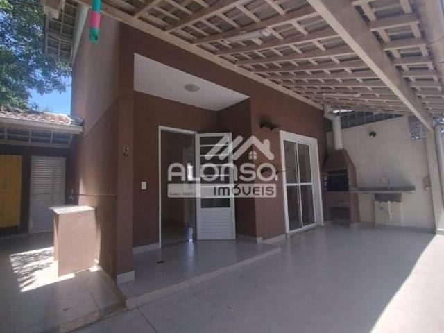 Casa com 2 dormitórios à venda dentro de condomínio, em Cotia SP!