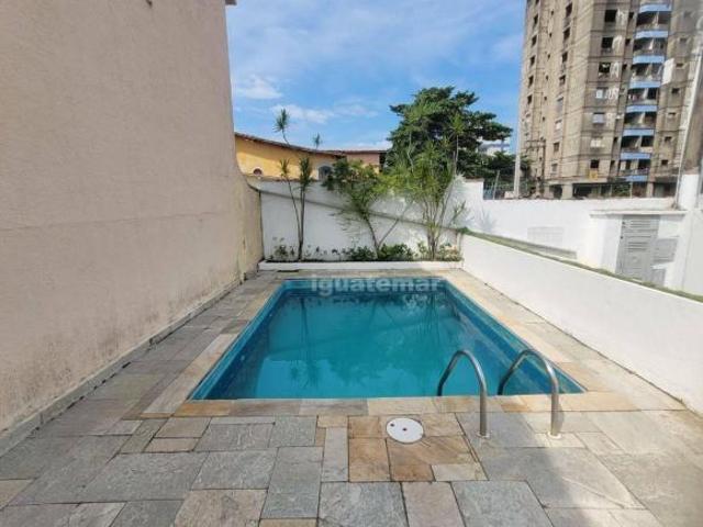 Casa com 2 dormitórios à venda Enseada Guarujá/SP