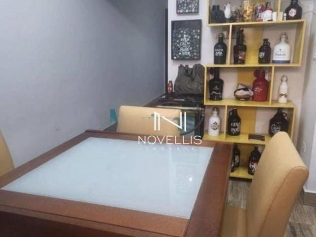 Casa com 2 dormitórios à venda Jardim Califórnia Jacareí/SP