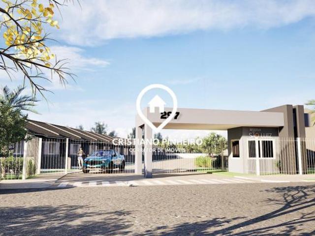 Casa com 2 dormitórios à venda no bairro São Luiz em Gravataí/RS