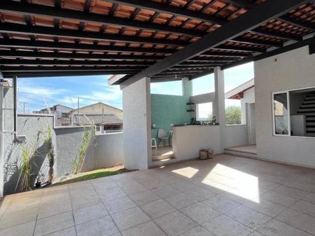 Casa com 2 dormitórios à venda, no Jardim das Palmeiras em Atibaia/SP CA5190