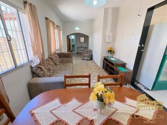 Casa com 2 dormitórios à venda no Jardim Imperador