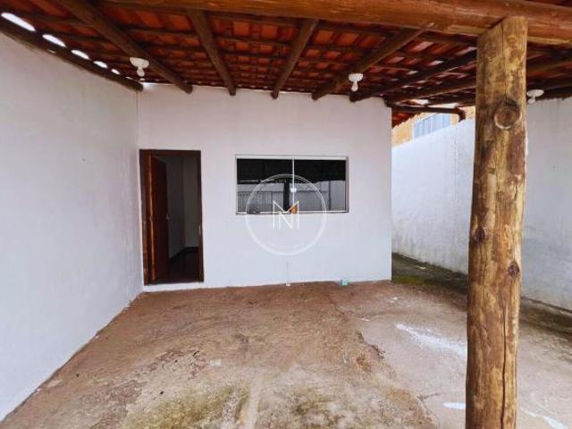 Casa com 2 dormitórios à venda no Marques Industrial