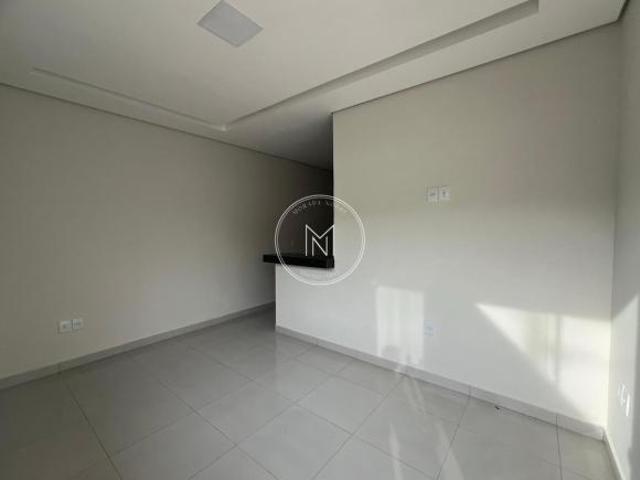 Casa com 2 dormitórios à venda no Marques Industrial