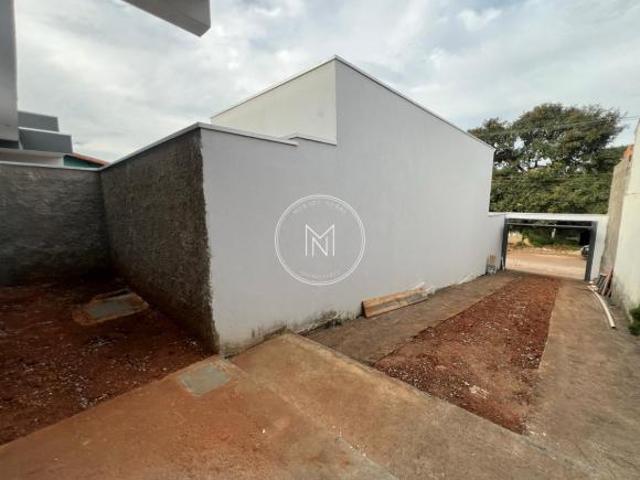 Casa com 2 dormitórios à venda no Pousada das Rosas