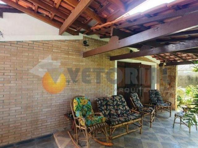 Casa com 2 dormitórios à venda na Praia das Palmeiras Caraguatatuba/SP