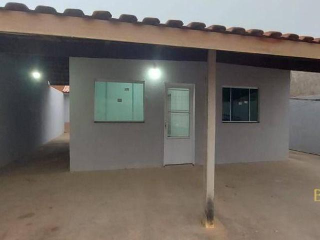 Casa com 2 dormitórios à venda por R$ 275.000 Chapéu Do Sol Várzea Grande/MT