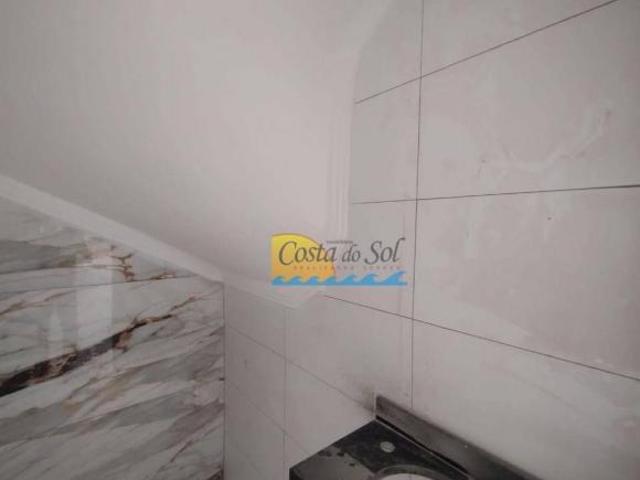 Casa com 2 dormitórios à venda por R$ 295.000,00 Jardim Melvi Praia Grande/SP