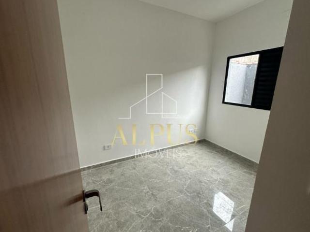Casa com 2 dormitórios à venda por R$ 290.000 Cidade Ocian Praia Grande/SP