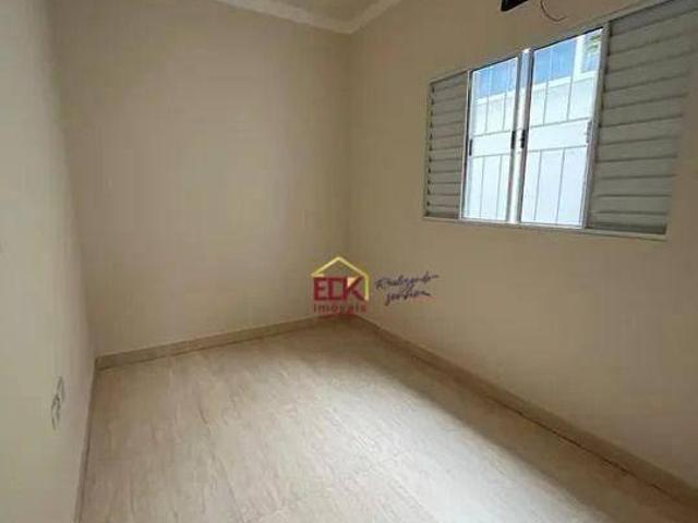 Casa com 2 dormitórios à venda por R$ 308.000 Residencial Estoril Taubaté/SP