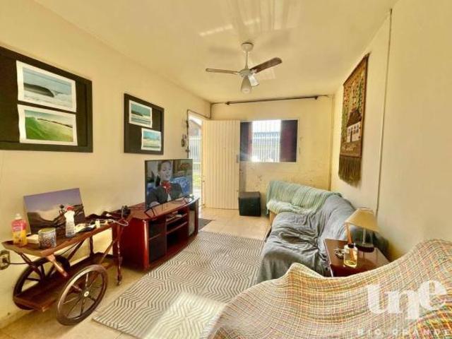 Casa com 2 dormitórios à venda por R$ 320.000,00 Cassino Rio Grande/RS
