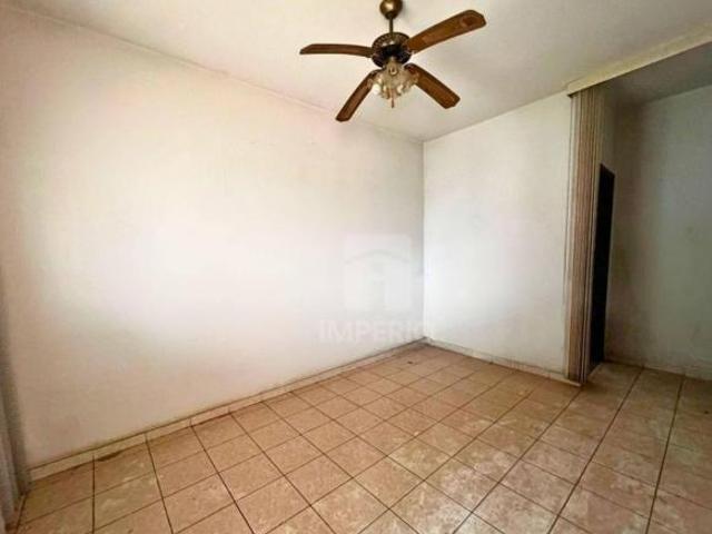 Casa com 2 dormitórios à venda por R$ 350.000,00 Chácara Bela Vista Jaú/SP