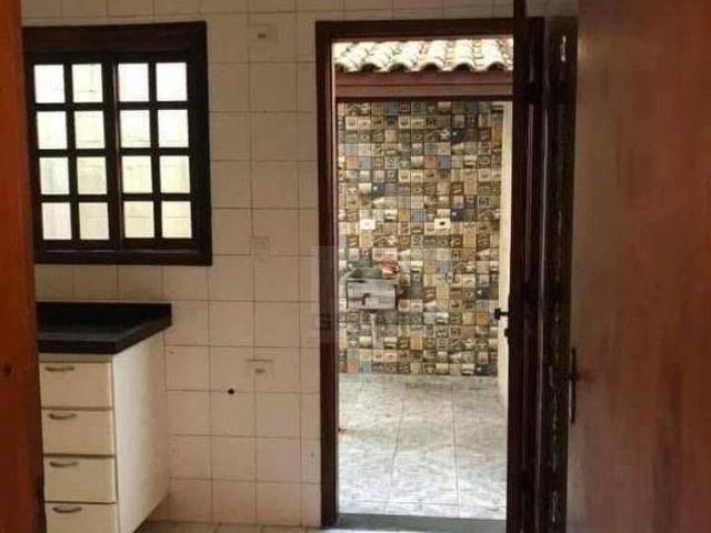Casa com 2 dormitórios à venda por R$ 415.000 Chácara Pavoeiro Cotia/SP