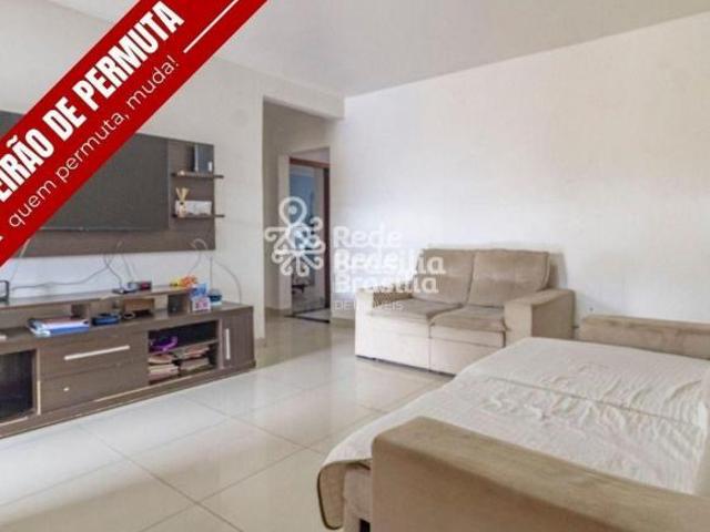 Casa com 2 dormitórios à venda por R$ 480.000 Setor Habitacional Arniqueiras