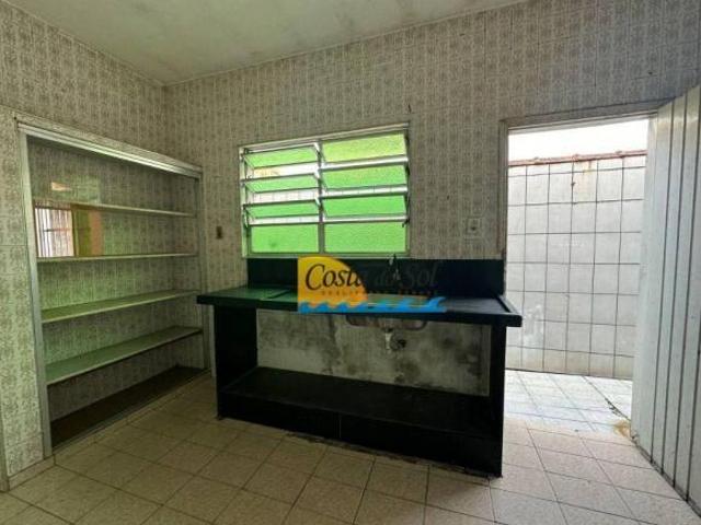Casa com 2 dormitórios à venda por R$ 560.000,00 Boqueirão Praia Grande/SP